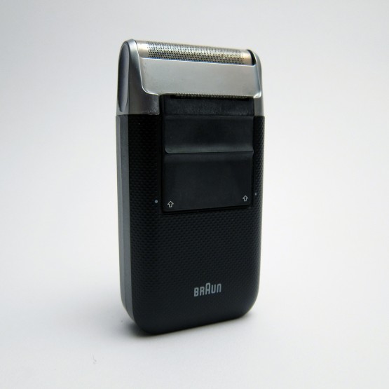 Rasierapparat Braun Micron | conserve the sound “Conserve the sound ...